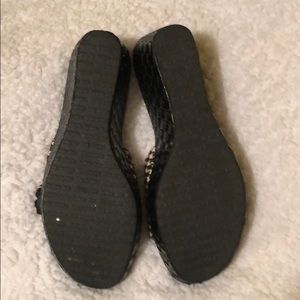 Yellow Box | Shoes | Yellowbox Wedges With Houndstooth Design Sz7 ...